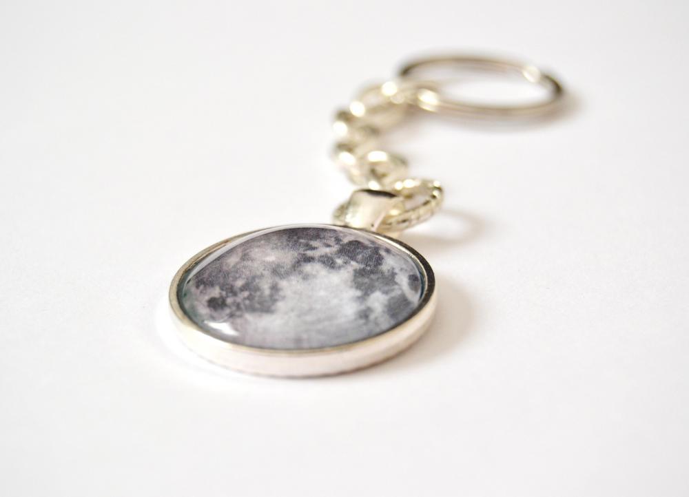 Unisex Moon Keychain With Glass Cabochon on Luulla